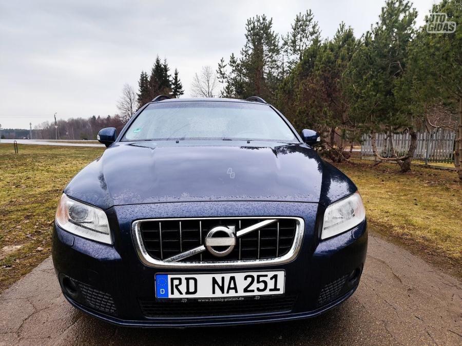 Volvo V70 2011 Mažeikiai, ar dzinēja tilpumu 2.00 L un nobraukumu 236 tūkst. km par 4800 €, foto 3 vietnē AUTOMOTO.COM.LV