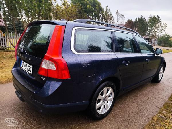 Volvo V70 2011 in Mazeikiai, with an engine capacity of 2.00 L and mileage of 236 thousand km for 4800 €, photo 4 on AUTOMOTO.COM.LV