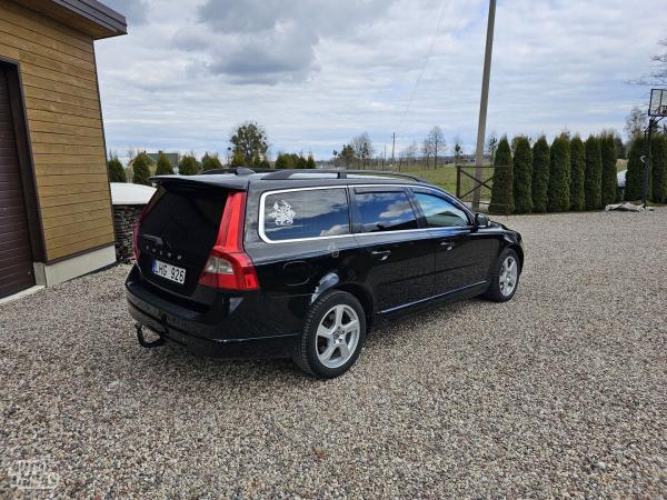 Volvo V70 2011 Viļņa, ar dzinēja tilpumu 2.00 L un nobraukumu 394 tūkst. km par 4599 €, foto 2 vietnē AUTOMOTO.COM.LV