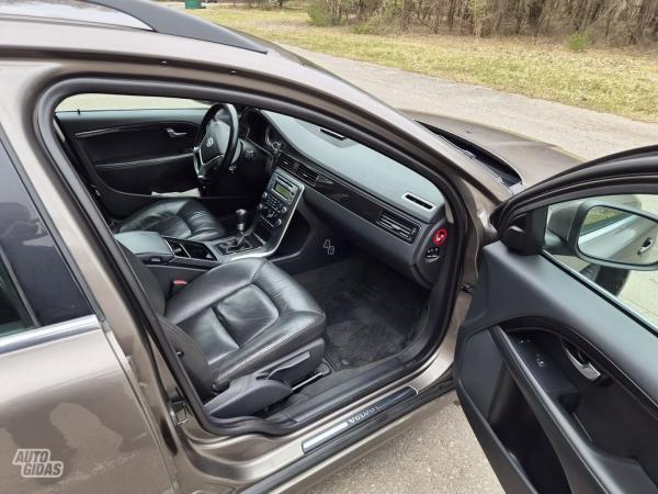 Volvo V70 2011 Klaipėda, ar dzinēja tilpumu 20.00 L un nobraukumu 316 tūkst. km par 5200 €, foto 2 vietnē AUTOMOTO.COM.LV