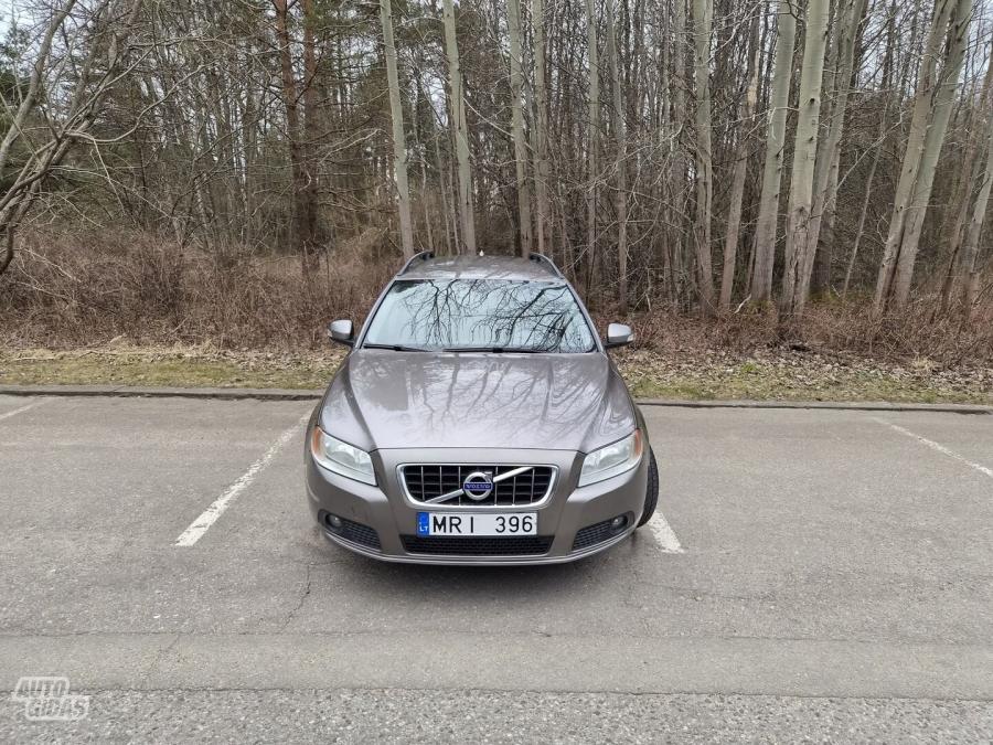 Volvo V70 2011 Klaipėda, ar dzinēja tilpumu 20.00 L un nobraukumu 316 tūkst. km par 5200 €, foto 5 vietnē AUTOMOTO.COM.LV