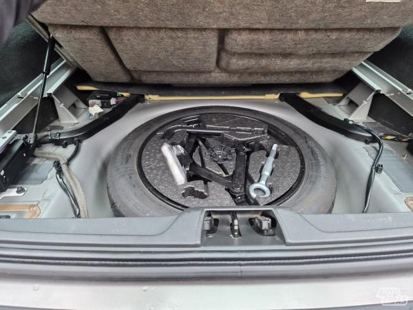 Volvo V70 2011 in Klaipeda, with an engine capacity of 20.00 L and mileage of 316 thousand km for 5200 €, photo 7 on AUTOMOTO.COM.LV