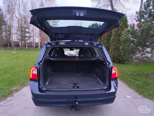 Volvo V70 2011 Mažeikiai, ar dzinēja tilpumu 2.00 L un nobraukumu 235 tūkst. km par 4900 €, foto 8 vietnē AUTOMOTO.COM.LV