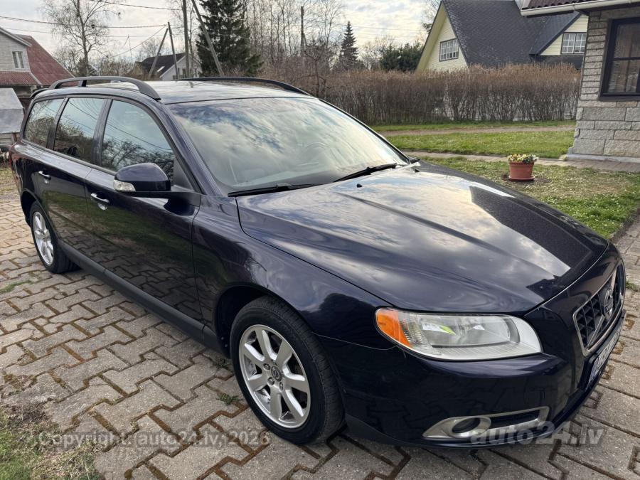 Volvo V70 2011 Tallina, ar dzinēja tilpumu 2.00 L un nobraukumu 226 tūkst. km par 5900 €, foto 3 vietnē AUTOMOTO.COM.LV
