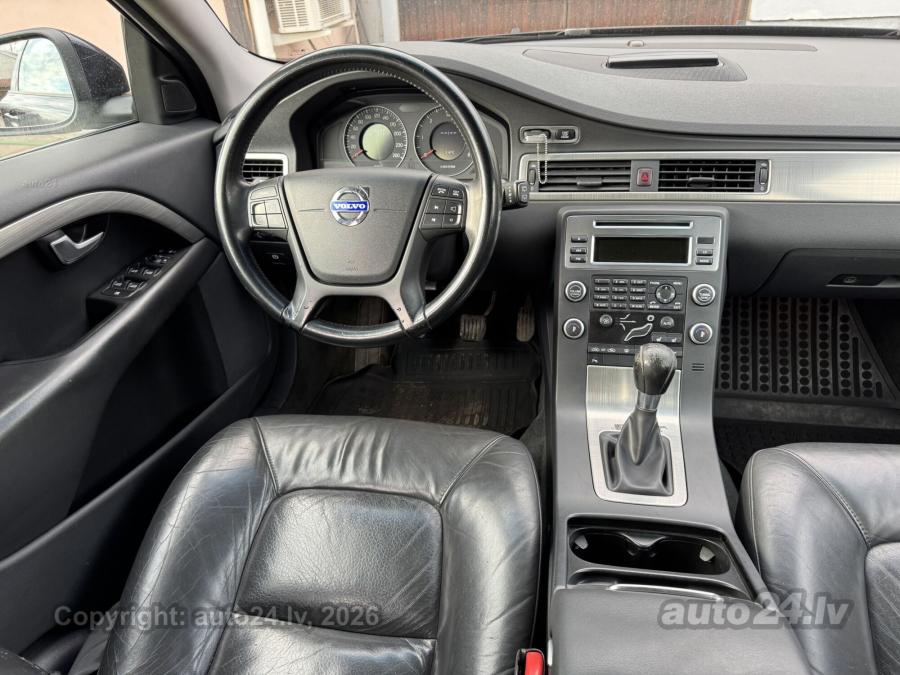 Volvo V70 2011 Tallina, ar dzinēja tilpumu 2.00 L un nobraukumu 226 tūkst. km par 5900 €, foto 6 vietnē AUTOMOTO.COM.LV