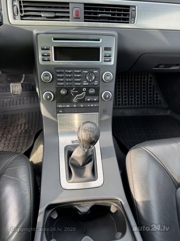 Volvo V70 2011 Tallina, ar dzinēja tilpumu 2.00 L un nobraukumu 226 tūkst. km par 5900 €, foto 7 vietnē AUTOMOTO.COM.LV