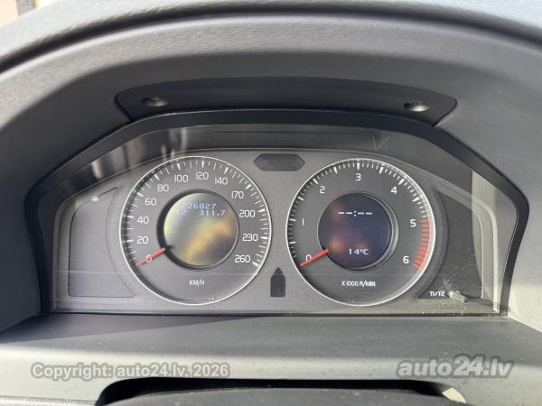 Volvo V70 2011 Tallina, ar dzinēja tilpumu 2.00 L un nobraukumu 226 tūkst. km par 5900 €, foto 8 vietnē AUTOMOTO.COM.LV
