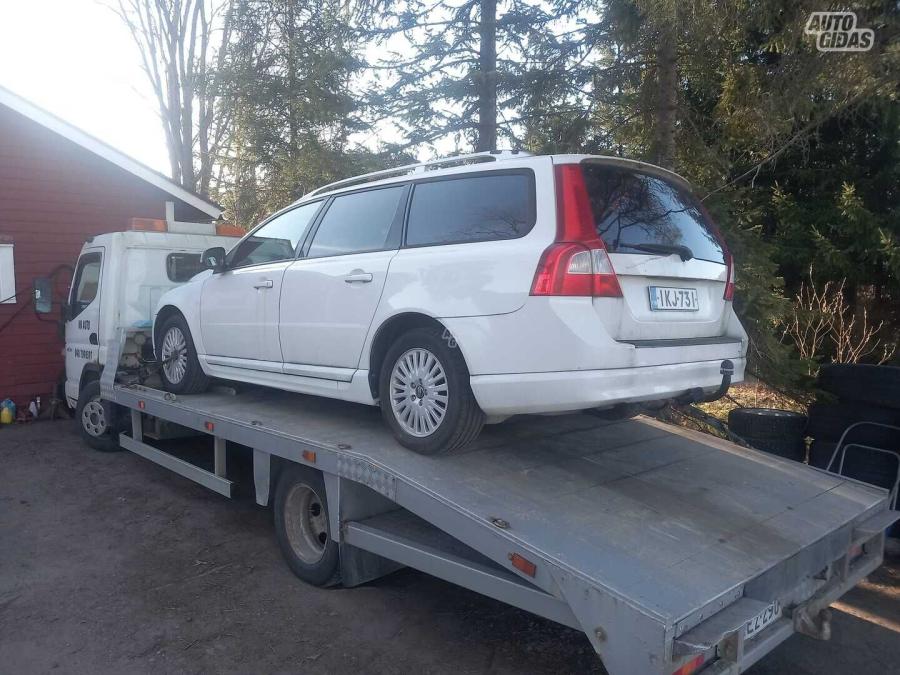 Volvo V70 2011 Kelmė, ar dzinēja tilpumu 2.00 L un nobraukumu 320 tūkst. km par 1800 €, foto 4 vietnē AUTOMOTO.COM.LV