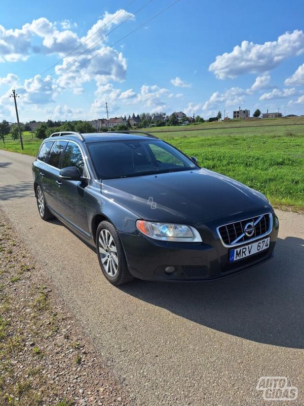 Volvo V70 2011 in Marijampole, with an engine capacity of 2.00 L and mileage of 330 thousand km for 4950 €, photo 2 on AUTOMOTO.COM.LV