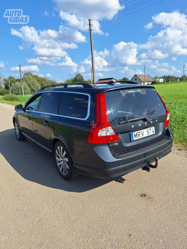 Volvo V70 2011 in Marijampole, with an engine capacity of 2.00 L and mileage of 330 thousand km for 4950 €, photo 4 on AUTOMOTO.COM.LV