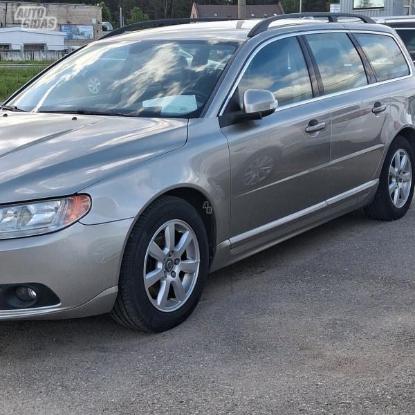 Volvo V70 2011 in Utena, with an engine capacity of 1.60 L and mileage of 188 thousand km for 4550 €, photo 4 on AUTOMOTO.COM.LV