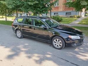 Volvo V70 2011 in Kaunas, with an engine capacity of 2.50 L and mileage of 343 thousand km for 1850 €, photo 3 on AUTOMOTO.COM.LV