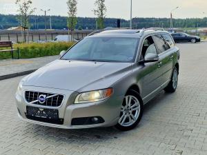 Volvo V70 2011 in Vilnius, with an engine capacity of 2.00 L and mileage of 237 thousand km for 5899 €, photo 3 on AUTOMOTO.COM.LV
