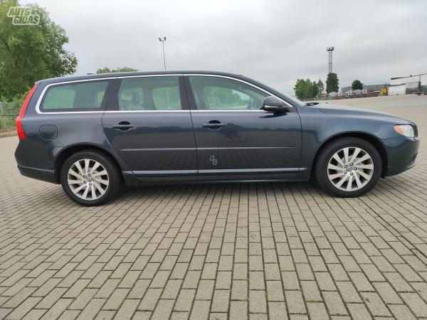 Volvo V70 2011 Marijampole, ar dzinēja tilpumu 1.60 L un nobraukumu 210 tūkst. km par 3750 €, foto 4 vietnē AUTOMOTO.COM.LV