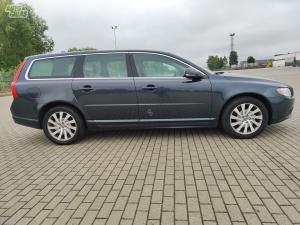 Volvo V70 2011 in Marijampole, with an engine capacity of 1.60 L and mileage of 210 thousand km for 3750 €, photo 5 on AUTOMOTO.COM.LV