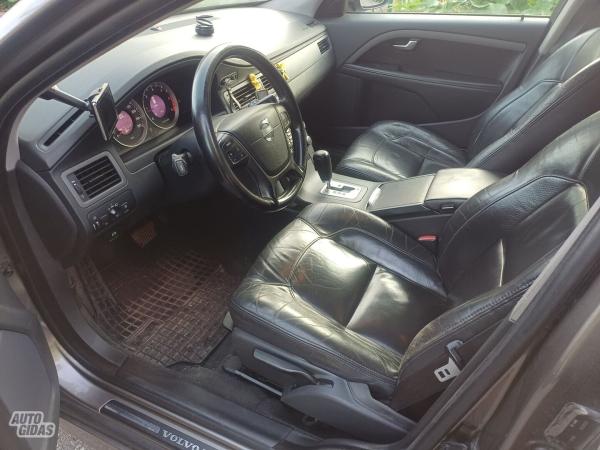 Volvo V70 2011 in Vilnius, with an engine capacity of 2.00 L and mileage of 525 thousand km for 3500 €, photo 7 on AUTOMOTO.COM.LV