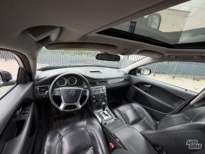 Volvo V70 2011 in Vilnius, with an engine capacity of 2.40 L and mileage of 380 thousand km for 2500 €, photo 13 on AUTOMOTO.COM.LV