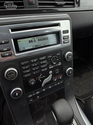 Volvo V70 2011 in Vilnius, with an engine capacity of 2.40 L and mileage of 380 thousand km for 2500 €, photo 16 on AUTOMOTO.COM.LV