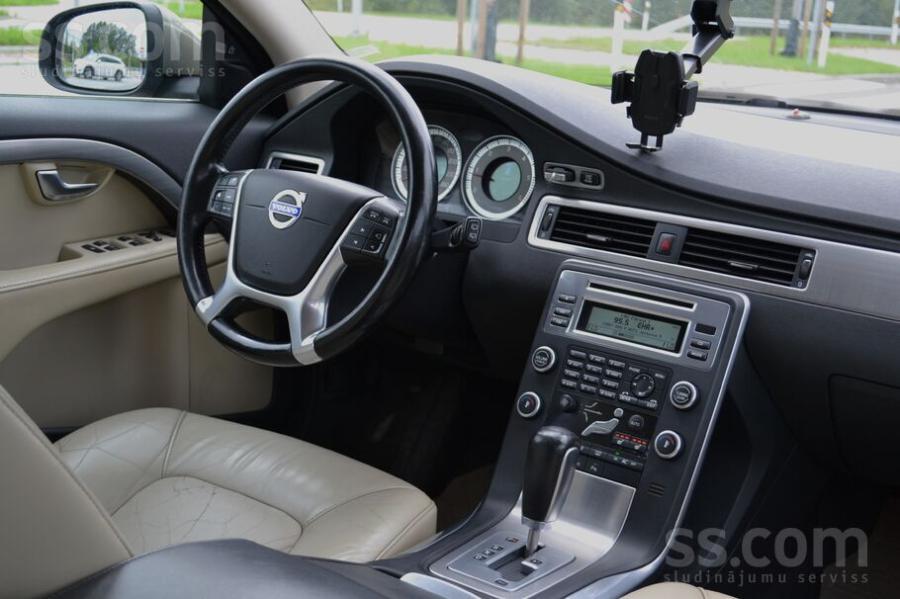 Volvo V70 2011 Jelgava, ar dzinēja tilpumu 2.00 L un nobraukumu 0 tūkst. km par 3550 €, foto 12 vietnē AUTOMOTO.COM.LV
