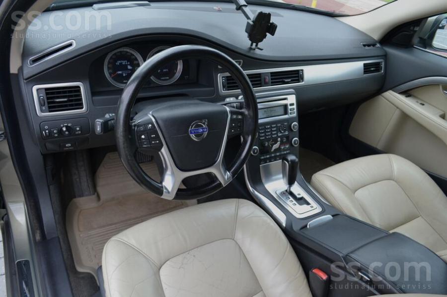 Volvo V70 2011 Jelgava, ar dzinēja tilpumu 2.00 L un nobraukumu 0 tūkst. km par 3550 €, foto 17 vietnē AUTOMOTO.COM.LV