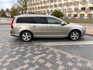 Volvo V70 2012 in Jelgava, with an engine capacity of 2.00 L and mileage of 306 thousand km for 5900 €, photo 7 on AUTOMOTO.COM.LV