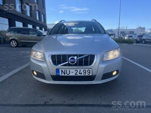 Volvo V70 2012 in Riga, with an engine capacity of 2.00 L and mileage of 311 thousand km for 4950 €, photo 2 on AUTOMOTO.COM.LV