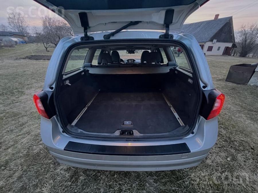 Volvo V70 2012 in Riga, with an engine capacity of 2.00 L and mileage of 311 thousand km for 4950 €, photo 11 on AUTOMOTO.COM.LV