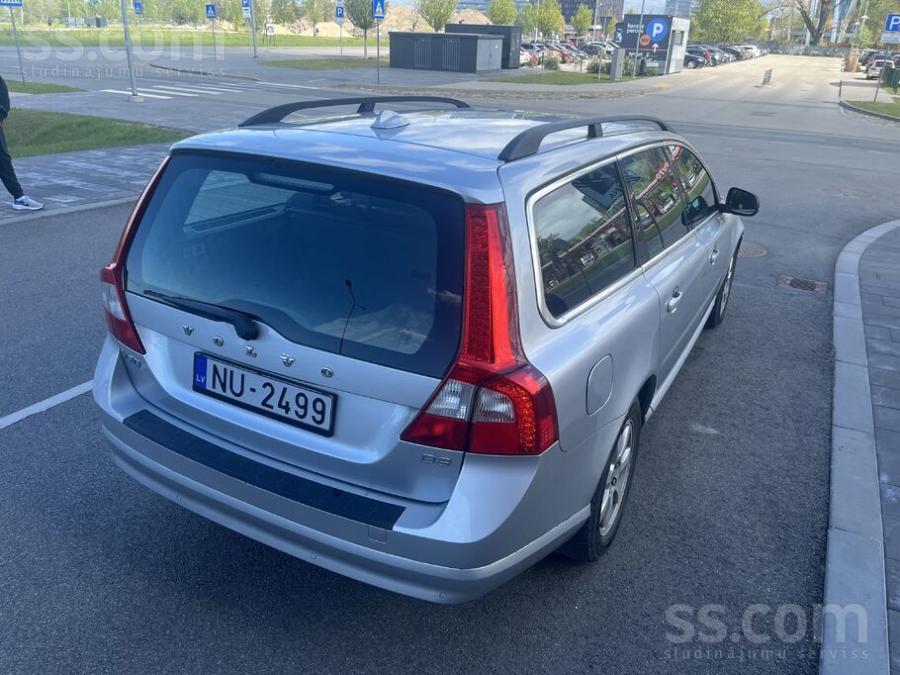 Volvo V70 2012 in Riga, with an engine capacity of 2.00 L and mileage of 311 thousand km for 4950 €, photo 14 on AUTOMOTO.COM.LV