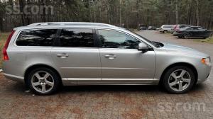 Volvo V70 2012 in Riga, with an engine capacity of 2.40 L and mileage of 342 thousand km for 6500 €, photo 8 on AUTOMOTO.COM.LV