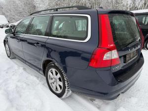 Volvo V70 2012 in Raseiniai, with an engine capacity of 2.40 L and mileage of 263 thousand km for 5900 €, photo 7 on AUTOMOTO.COM.LV