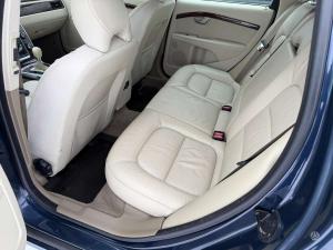Volvo V70 2012 in Raseiniai, with an engine capacity of 2.40 L and mileage of 263 thousand km for 5900 €, photo 17 on AUTOMOTO.COM.LV