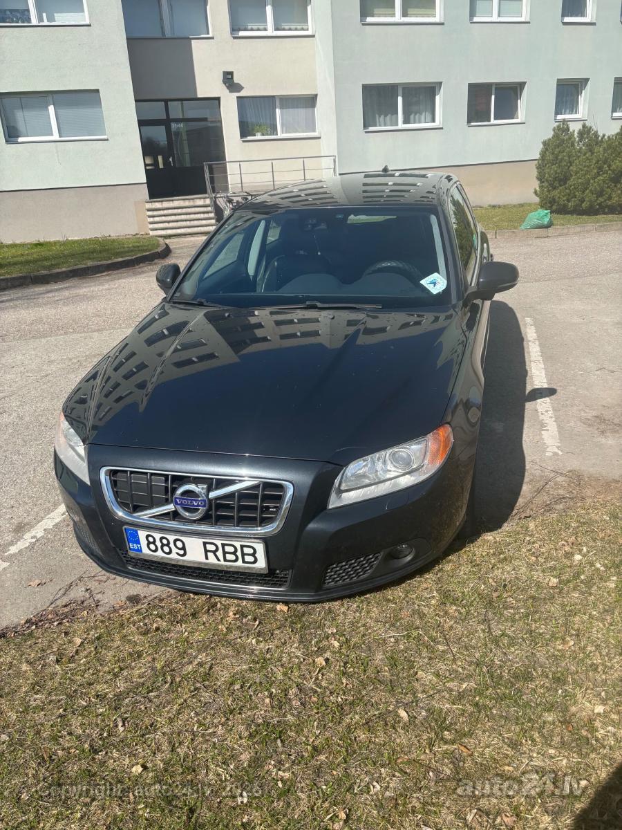 Volvo V70 2012 in Tallinn, with an engine capacity of 2.00 L and mileage of 375 thousand km for 6300 €, photo 3 on AUTOMOTO.COM.LV