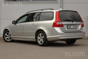 Volvo V70 2012 in Riga, with an engine capacity of 1.60 L and mileage of 0 thousand km for 3995 €, photo 5 on AUTOMOTO.COM.LV