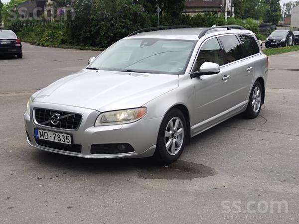 Volvo V70 2012 in Riga, with an engine capacity of 1.60 L and mileage of 0 thousand km for 4300 €, photo 1 on AUTOMOTO.COM.LV