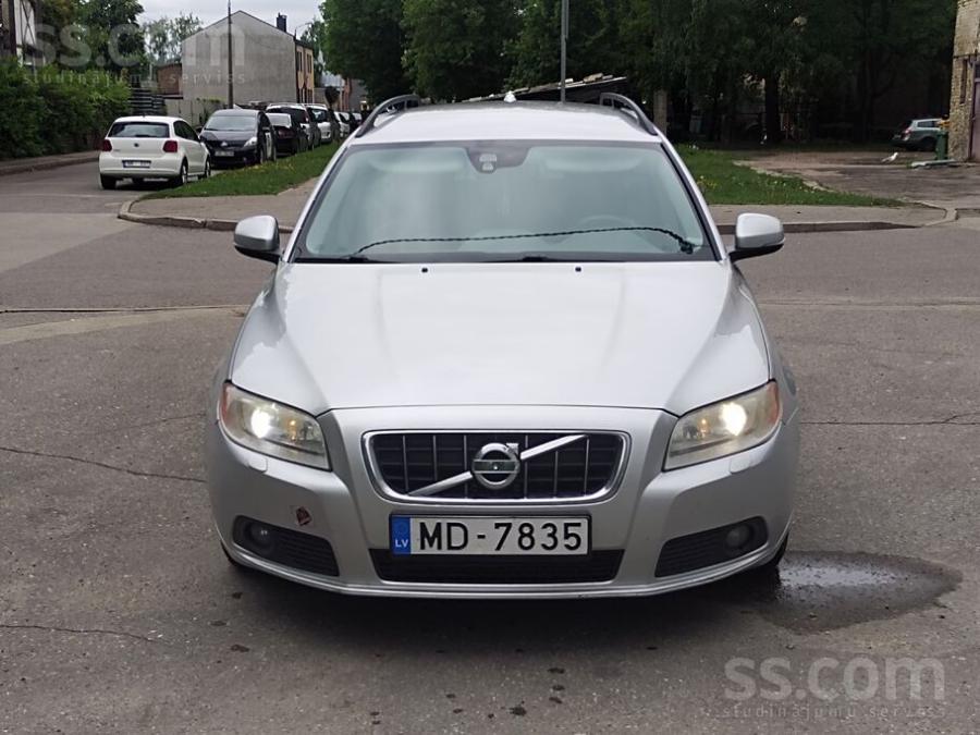 Volvo V70 2012 Rīga, ar dzinēja tilpumu 1.60 L un nobraukumu 0 tūkst. km par 4300 €, foto 3 vietnē AUTOMOTO.COM.LV