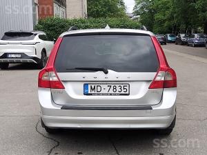 Volvo V70 2012 Rīga, ar dzinēja tilpumu 1.60 L un nobraukumu 0 tūkst. km par 4300 €, foto 6 vietnē AUTOMOTO.COM.LV