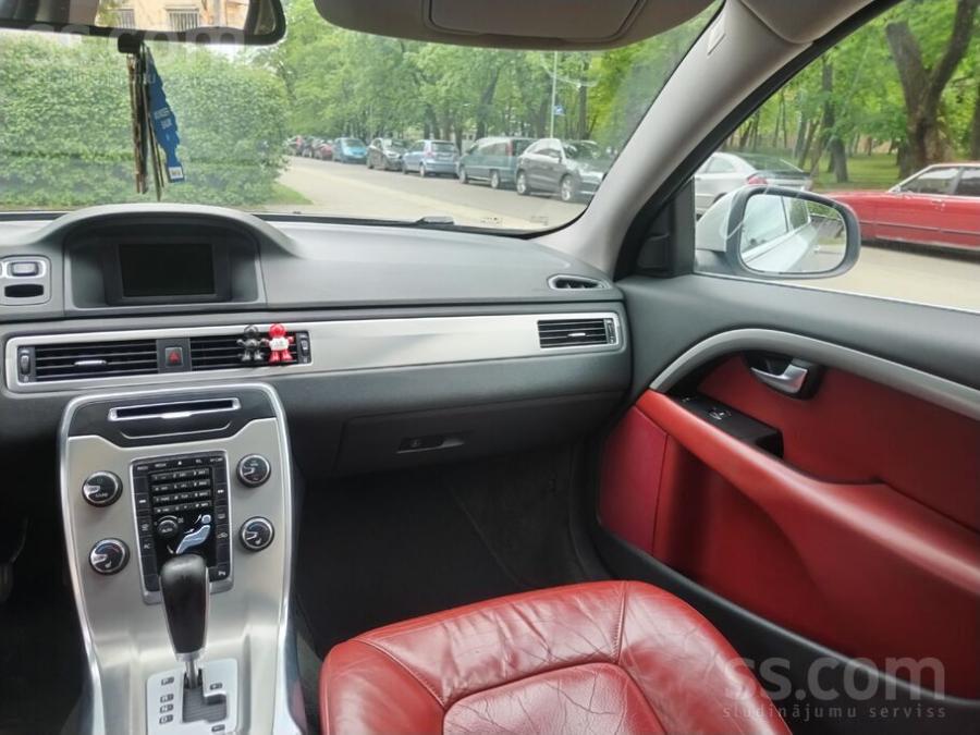 Volvo V70 2012 Rīga, ar dzinēja tilpumu 1.60 L un nobraukumu 0 tūkst. km par 4300 €, foto 11 vietnē AUTOMOTO.COM.LV