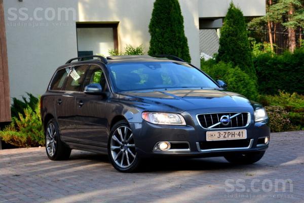 Volvo V70 2012 in Riga, with an engine capacity of 2.40 L and mileage of 309 thousand km for 6599 €, photo 1 on AUTOMOTO.COM.LV