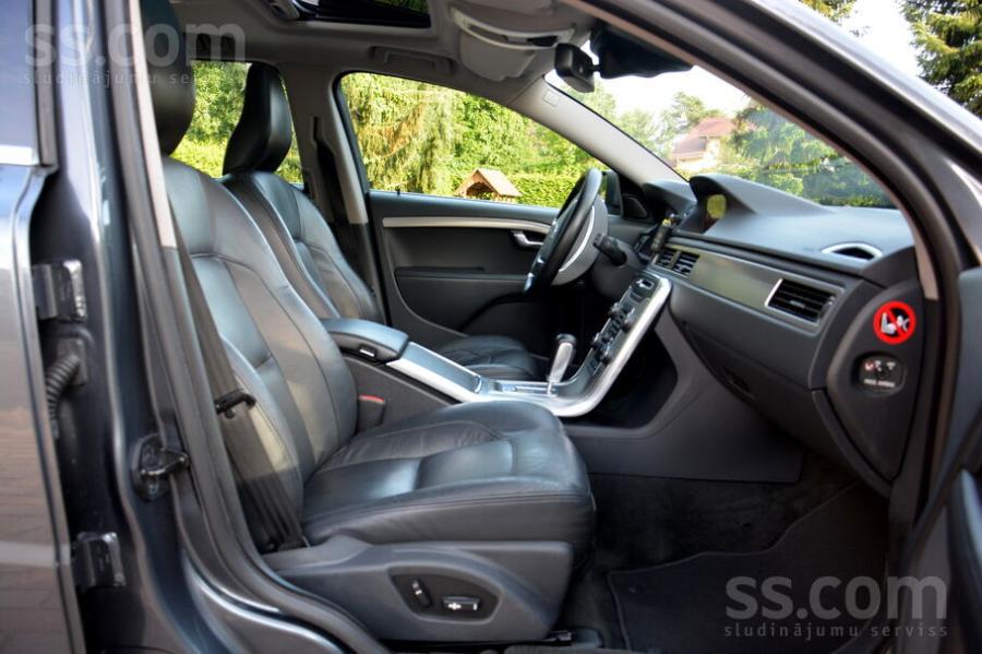 Volvo V70 2012 Rīga, ar dzinēja tilpumu 2.40 L un nobraukumu 309 tūkst. km par 6599 €, foto 7 vietnē AUTOMOTO.COM.LV