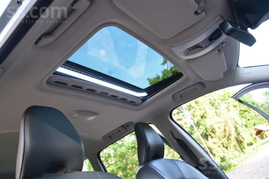 Volvo V70 2012 Rīga, ar dzinēja tilpumu 2.40 L un nobraukumu 309 tūkst. km par 6599 €, foto 11 vietnē AUTOMOTO.COM.LV