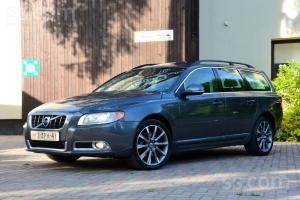 Volvo V70 2012 Rīga, ar dzinēja tilpumu 2.40 L un nobraukumu 309 tūkst. km par 6599 €, foto 15 vietnē AUTOMOTO.COM.LV