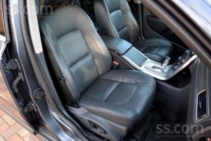 Volvo V70 2012 Rīga, ar dzinēja tilpumu 2.40 L un nobraukumu 309 tūkst. km par 6599 €, foto 17 vietnē AUTOMOTO.COM.LV