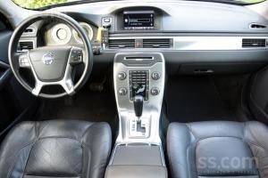 Volvo V70 2012 Rīga, ar dzinēja tilpumu 2.40 L un nobraukumu 309 tūkst. km par 6599 €, foto 34 vietnē AUTOMOTO.COM.LV