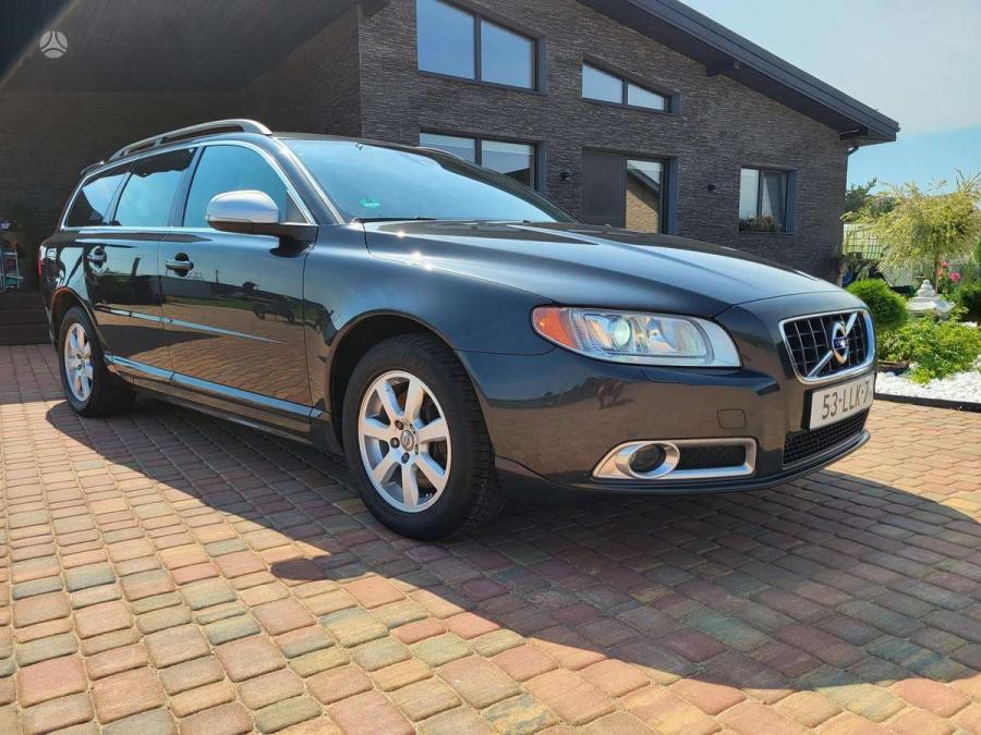 Volvo V70 2012 Viļņa, ar dzinēja tilpumu 0.00 L un nobraukumu 288 tūkst. km par 5999 €, foto 3 vietnē AUTOMOTO.COM.LV