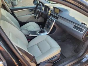 Volvo V70 2012 Viļņa, ar dzinēja tilpumu 0.00 L un nobraukumu 288 tūkst. km par 5999 €, foto 17 vietnē AUTOMOTO.COM.LV