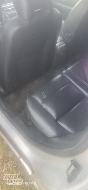 Volvo V70 2012 in Vilnius, with an engine capacity of 1.60 L and mileage of 390 thousand km for 1800 €, photo 8 on AUTOMOTO.COM.LV