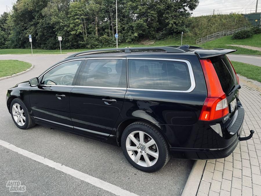 Volvo V70 2012 Viļņa, ar dzinēja tilpumu 2.00 L un nobraukumu 266 tūkst. km par 6200 €, foto 5 vietnē AUTOMOTO.COM.LV