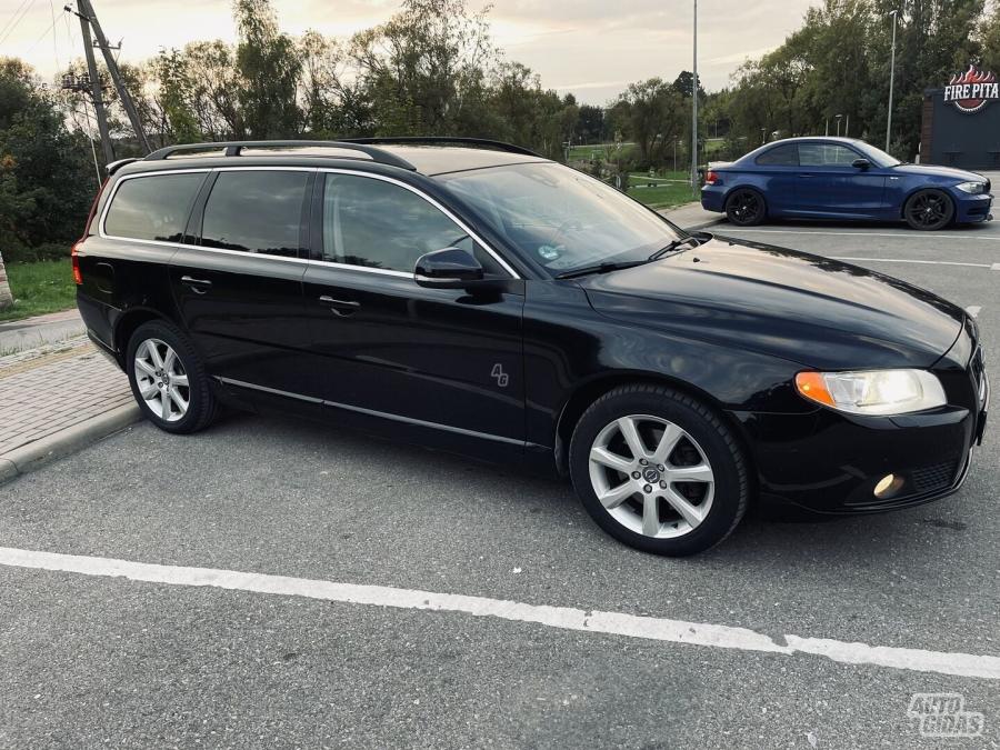 Volvo V70 2012 Viļņa, ar dzinēja tilpumu 2.00 L un nobraukumu 266 tūkst. km par 6200 €, foto 9 vietnē AUTOMOTO.COM.LV