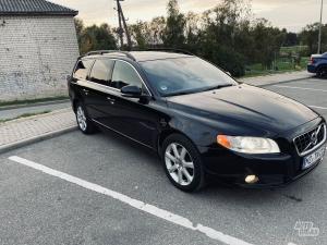 Volvo V70 2012 Viļņa, ar dzinēja tilpumu 2.00 L un nobraukumu 266 tūkst. km par 6200 €, foto 10 vietnē AUTOMOTO.COM.LV