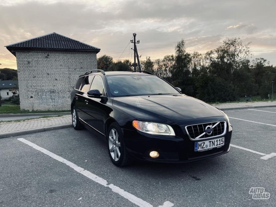 Volvo V70 2012 Viļņa, ar dzinēja tilpumu 2.00 L un nobraukumu 266 tūkst. km par 6200 €, foto 11 vietnē AUTOMOTO.COM.LV